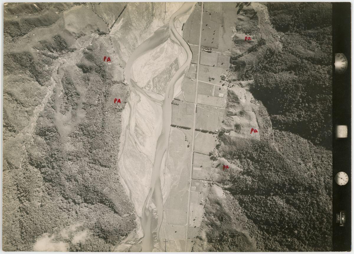 Aerial View, Whakatāne River, Rūātoki North - Whakatāne Museum ...