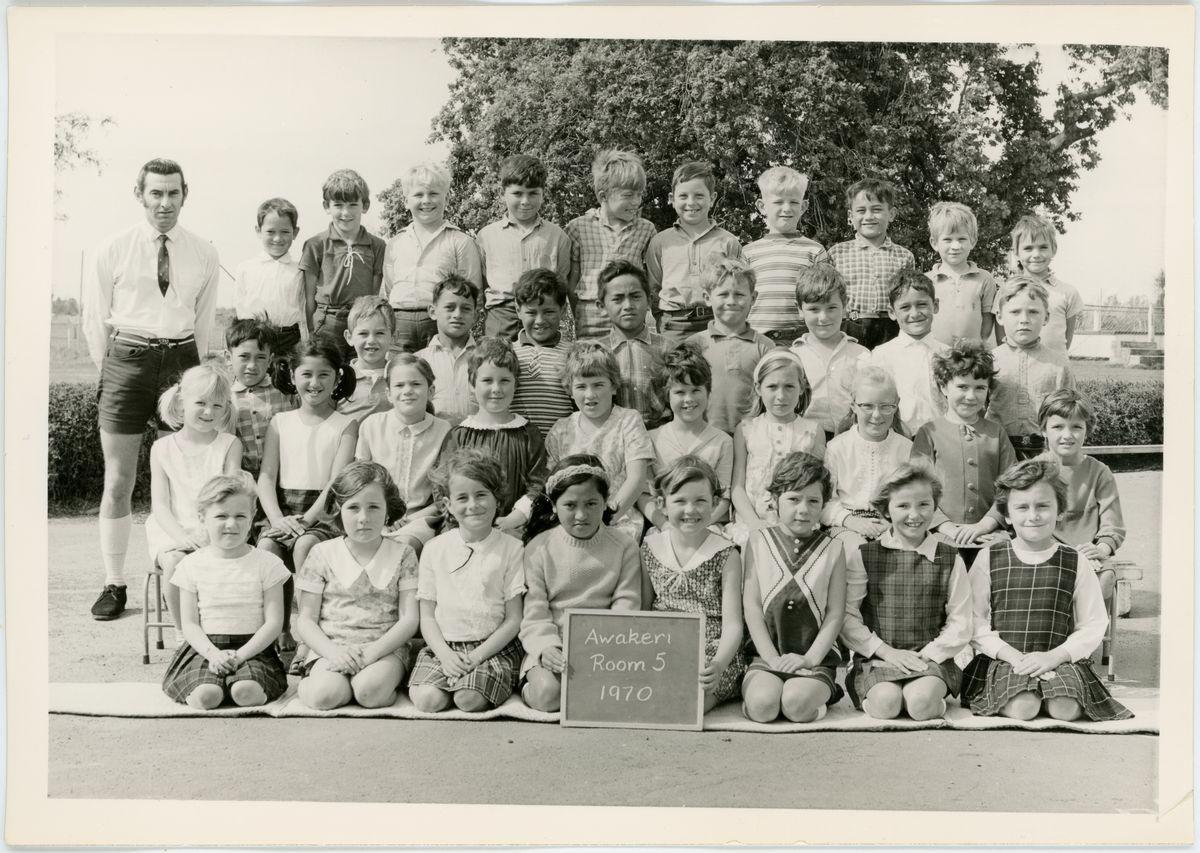 Group Portrait, Room 5 Class, Awakeri School - Whakatāne Museum ...