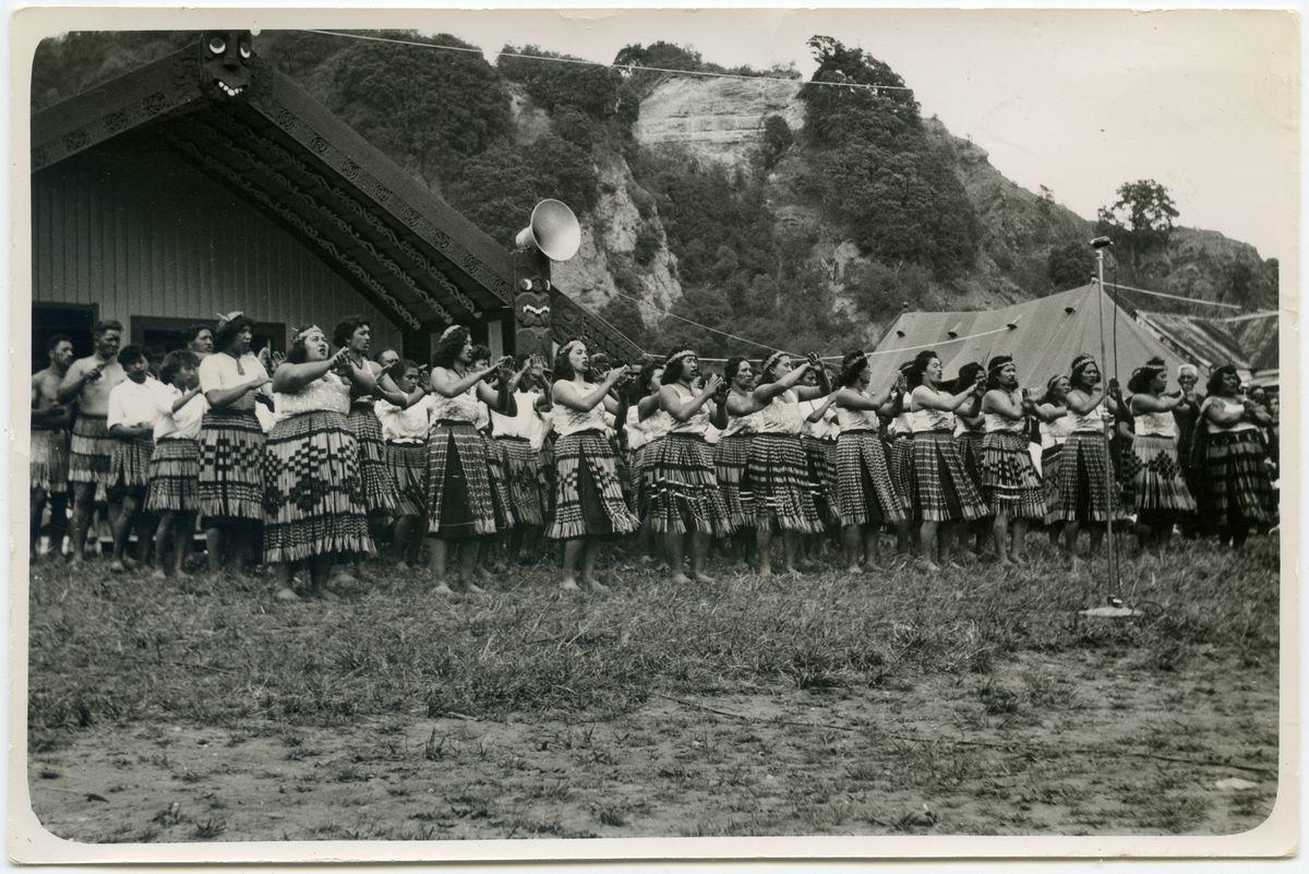 View, Kapa Haka Performers, Wairaka - Whakatāne Museum Collections ...